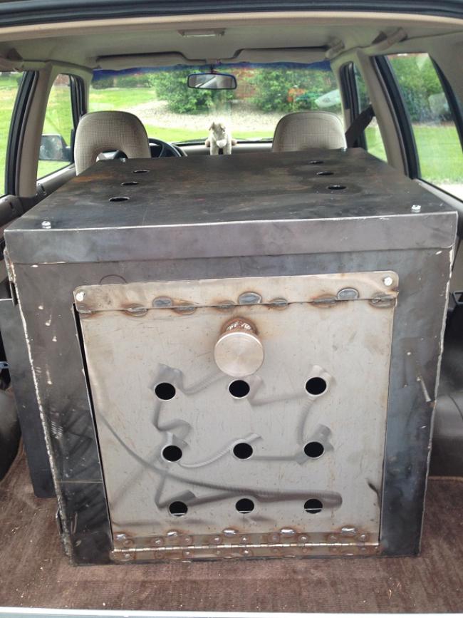 The Bear/Cat Multi-Access Box! | Experiment